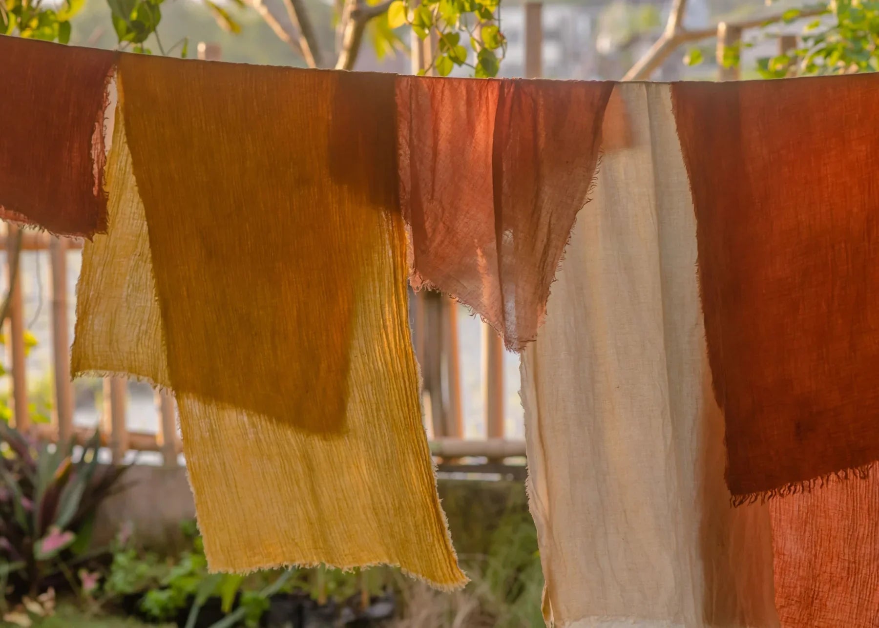 Natural Fabrics: The Ultimate Guide to Eco-Friendly Textiles – Nomad ...