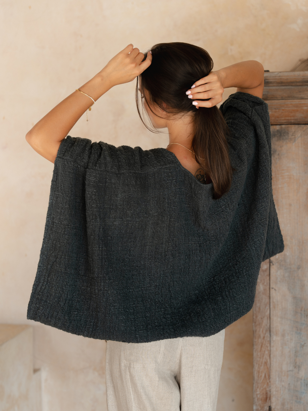 Bloom Cotton Shrug Charcoal | Soft Charcoal Cotton Shrug – Nomad the ...