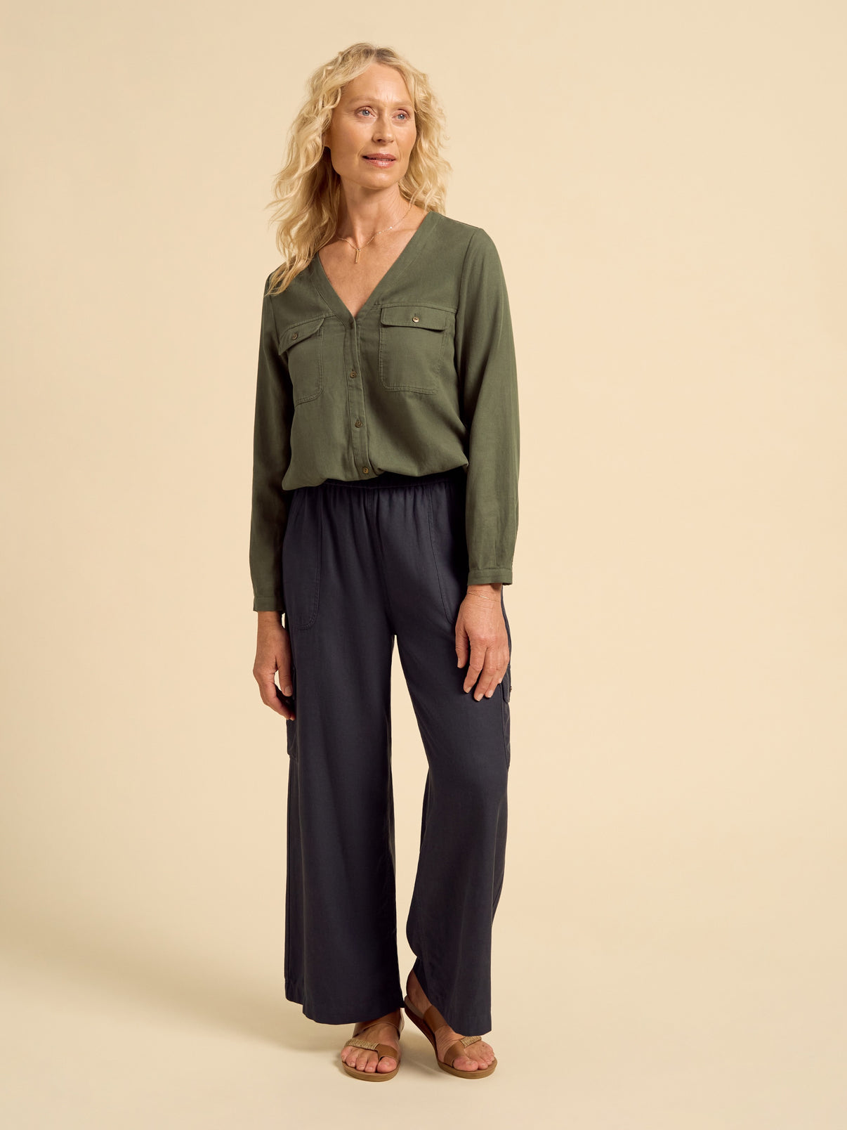 Crusoe Cargo Pants Charcoal | Soft Charcoal Cargo Pants – Nomad the Label US